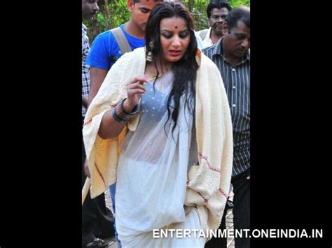 Photos Spicy Stills Of Pooja Gandhi From Abhinetri Filmibeat