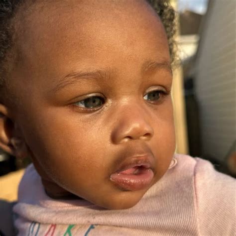 Maxie Luvmaxie On Threads