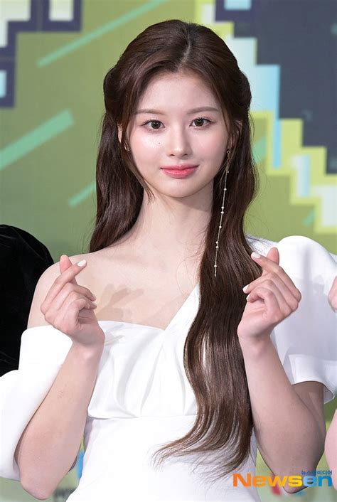 엔믹스 설윤 눈부신 하트[포토엔hd] 네이트 뉴스