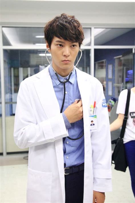 Somebody Call The Doctor K Actors Who Play Tv Doctors Oh So Well