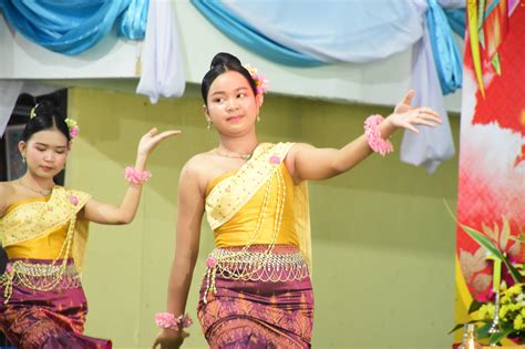 โรงเรียนเซนต์แมรี่อุบลราชธา โรงเรียนเซนต์แมรี่อุบลราชธานี