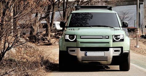 편리함에 스며든 본질 랜드로버 디펜더 110 D300 시승기 엔카매거진