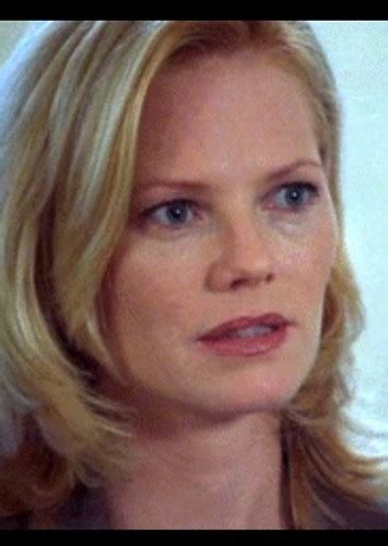 Dr Laura Baker Fan Casting For Species Mycast Fan Casting Your