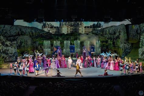 La Fabuleuse Celebrates 35 Years In Show With A Flux Immersive Wfs