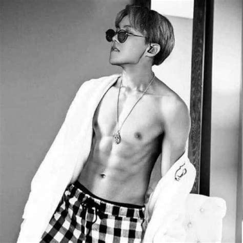 Bts These 6 Shirtless Edits Of Rm V Suga Jimin J Hope And Jin Are Perfect Thirst Traps