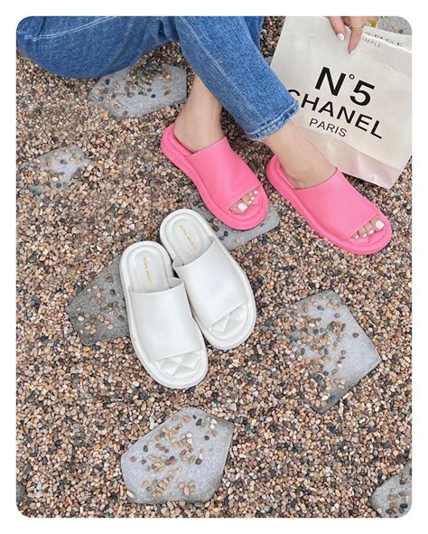 기본 민자 심플 통굽 와이드 엠보쿠션 슬리퍼 여성 사무실 푹신 실내화 슬리퍼