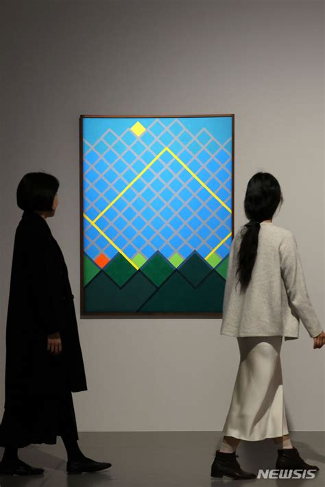 한국의 기하학적 추상미술 유영국의 작품 산