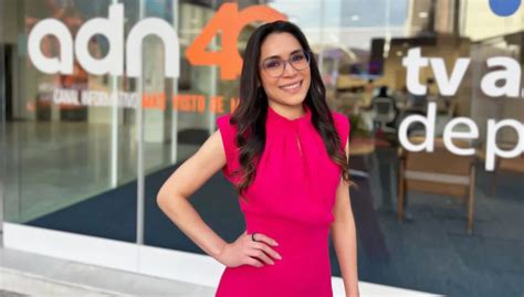 Conductoras De Adn40 Ella Es Mara Durón Fotos Edad Estudios E Historia