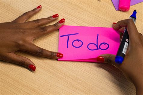 build a todo app with pyscript r python