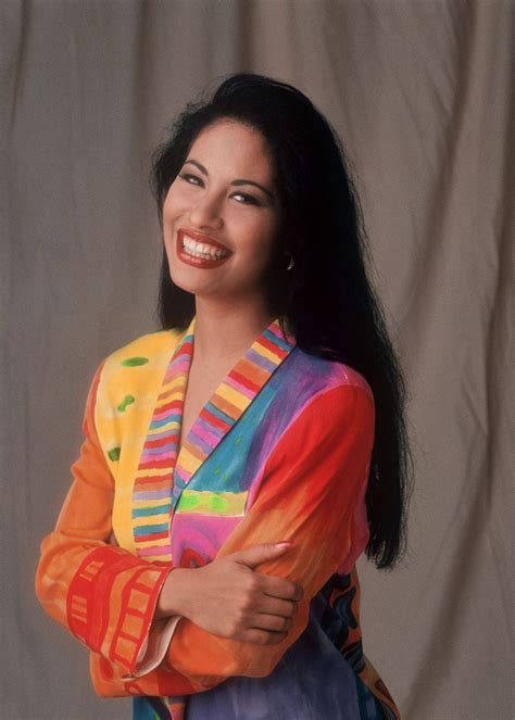 Selena Quintanilla Wallpapers Page Wallpapers Com