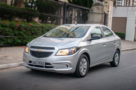 chevrolet prisma descubra se ainda compensa ter o sedã