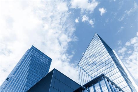 charlie baker on linkedin vmware cross cloud services now available on