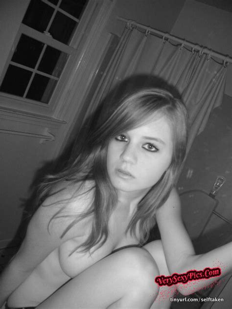 Naked Amateur Teens Mirror 1209 Porn Pic Eporner