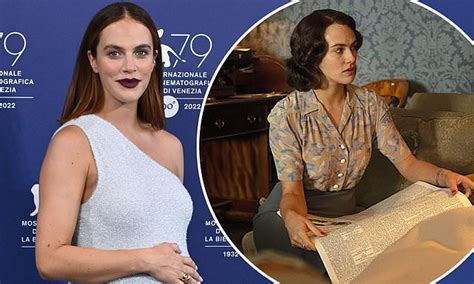 Jessica Brown Findlay Complains She Is Struggling To Find Acting Work