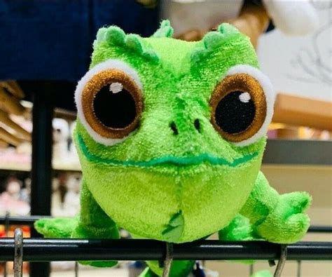 Disney Parks Pascal Shoulder Plush Doll Rapunzel Tangled Magnet Magnetic Ebay