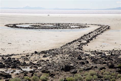 Spiral Jetty Earthwork Art In Utah That Wont Disappear