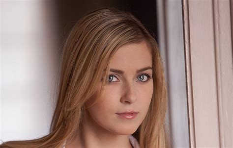 Abigaile johnson фото