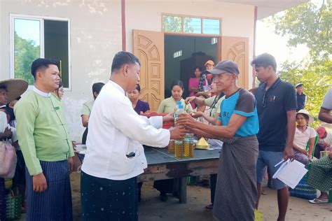 ကံမမြို့တွင် ပြည်သူများအား စားအုန်းဆီများ ဈေးနှုန်းချိုသာစွာဖြင့် ဆက်လက်ရောင်းချပေး