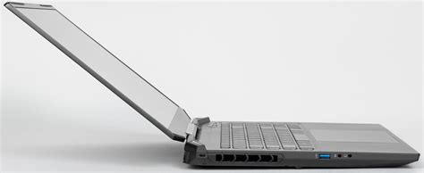 Обзор игрового ноутбука Machenike S17 с жидкостным охлаждением