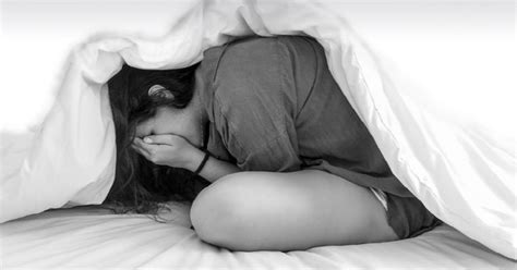 첫 생리 공포에 14세 소녀 극단적 선택잘못된 정보 때문