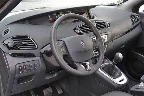 Renault Scenic 3 с пробегом 2009 - 2016 | Otoba.ru