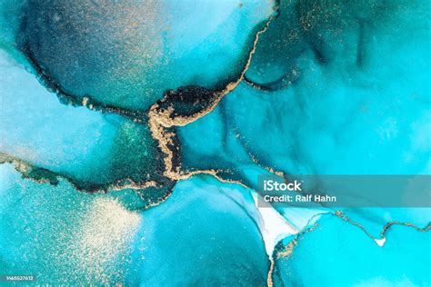 종이에 그려진 대리석 액체 잉크 아트 그림의 럭셔리 블루 추상적인 배경 고품질 종이 질감에 원본 작품 수채화 알코올 잉크 페인트의 이미지 대리석 효과에 대한 스톡 사진 및