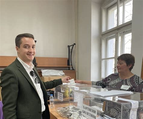 Явор Божанков Всеки глас ще реши бъдещето на България днес Gabrovo News