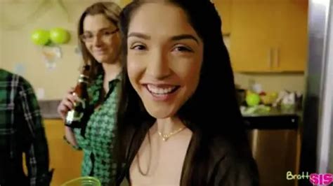 Horny Stepbrother Scrolller