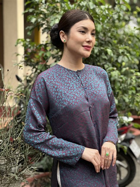 Lily Chen G Y C Ch B Kh N Gi Gh T Cay Gh T Ng Trong Phim Ch Em Kh C M Tu I Tr Online