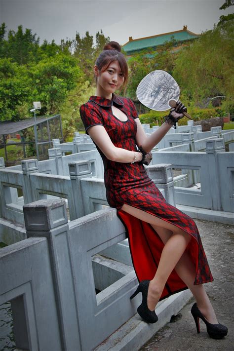 [taiwanese Zhengmei] Huang Pinxuan Brindy Xue Xue Outside Shot Of The Cheongsam In The Best