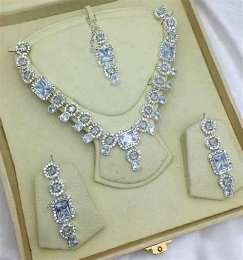Elegant White Zircon And Stone Necklace Jewelry Set With Earrings And