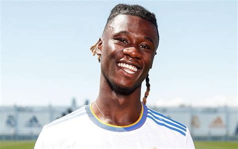 Who Is Eduardo Camavinga Dating In Learn About His Family Here Idol Persona