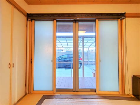 窓ガラスの結露を「内窓リフォーム」で解決！補助金を利用してお得に冬を快適に Esseonline（エッセ オンライン）