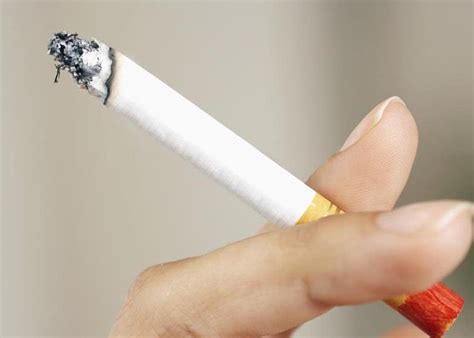 56岁男子抽烟30年，肺脏依然红润，呼吸科医生：平时4件事做得好东方养生频道东方养生