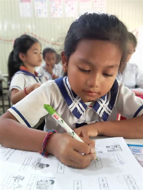 សកម្មភាពសុស្សានុសិស្សប្រលងប្រចាំត្រី សាលា ឌឹ ញូ អន្តរជាតិ