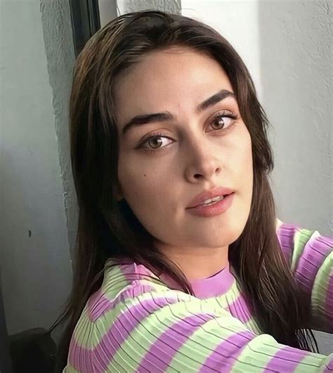 Pin By Dunkel Leben On Wmvac Esra Bilgiç Actress Without Makeup