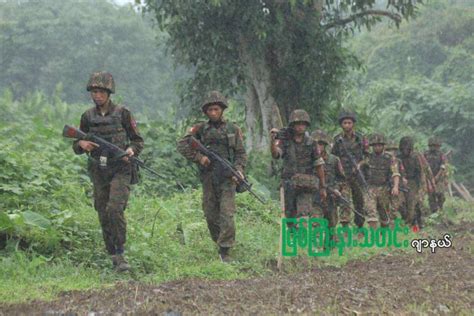 ရှဒူးဇွပ်ကျေးရွာဘက်က Kia စခန်းငယ်နှင့် အနီးတစ်ဝိုက် စစ်ကောင်စီက လေယာဉ်ဖြင့် ဗုံးကြဲနေသည့်အပြင် မ