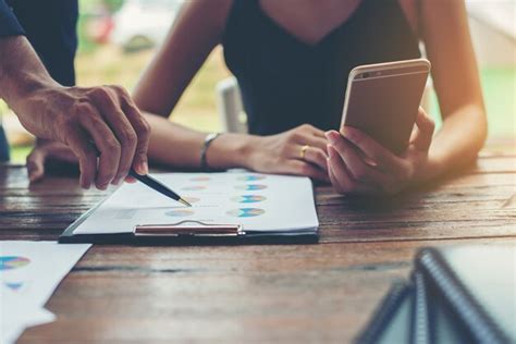 Exploring The Pros And Cons Of Mobile Phones Common Good Ventures