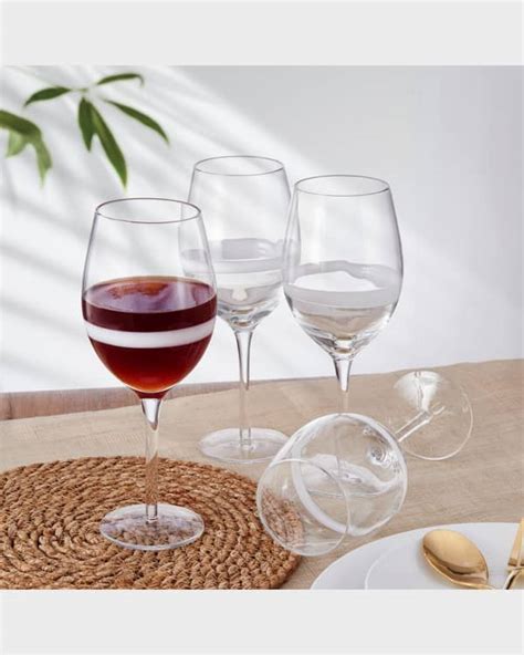 Neiman Marcus Christmas Reindeer 16 Oz Wine Glasses Set Of 2 Neiman