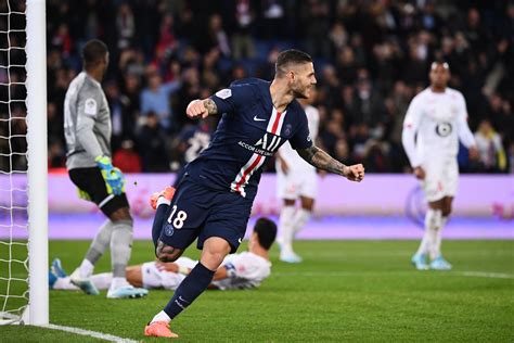 I Think The Future Is Icardi Former Psg Defender Wants Psg To Hand Striker Reigns To Icardi