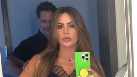 Agts Sofia Vergara 50 Flaunts Figure In Tight Top With Rarely Seen