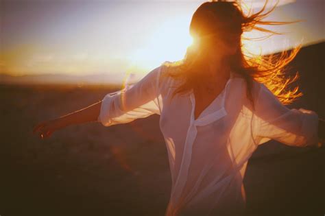 Sun Girl Wallpapers Wallpaper Cave Sun Girl Wallpapers Wallpaper Cave
