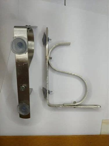 Stainless Steel Ls Shape Bracket At Best Price In Aligarh By R D Sales