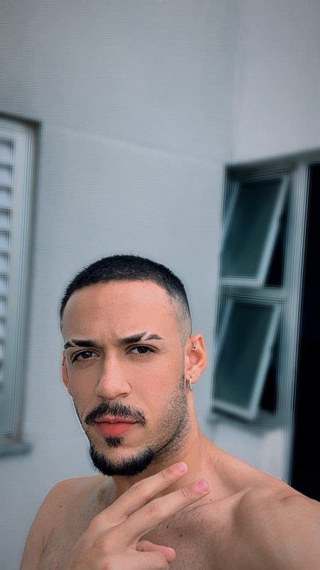 Lucas Neto Sem Local