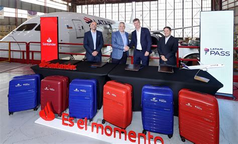 Banco Santander Y Latam Pass Renuevan Su Histórica Alianza Reafirmando