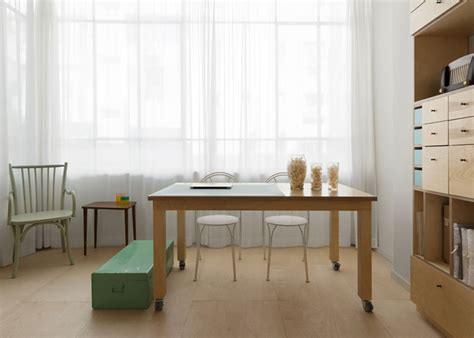 Space Saving Modular Studio For An Artist By Raanan Stern