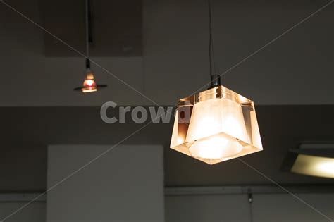 전등 인테리어 유리 실내 불빛 사진 이미지 일러스트 캘리그라피 Yangd작가