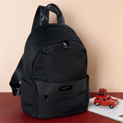 여성 데일리 가벼운 백팩 가방 온채널