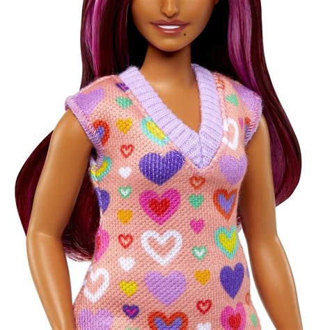 Muñeca Curvy Con Vestido Corazones Fashionista Modelos Surtidos Barbie