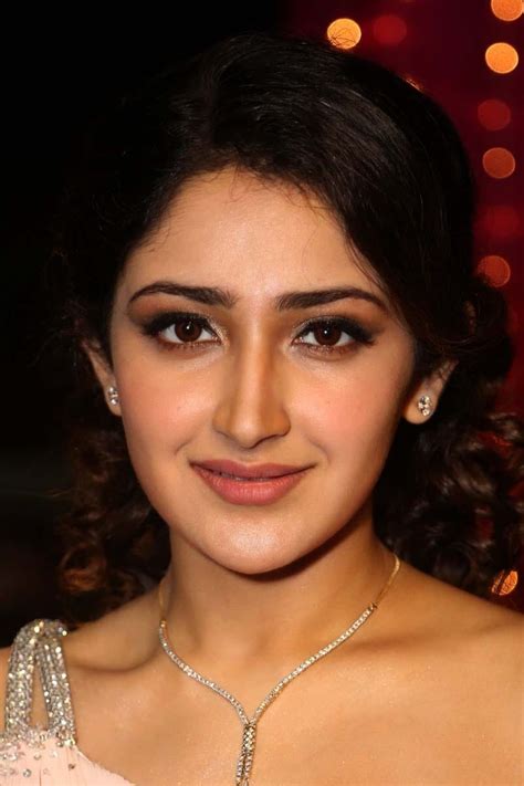 Sayesha Saigal Profile Images The Movie Database Tmdb